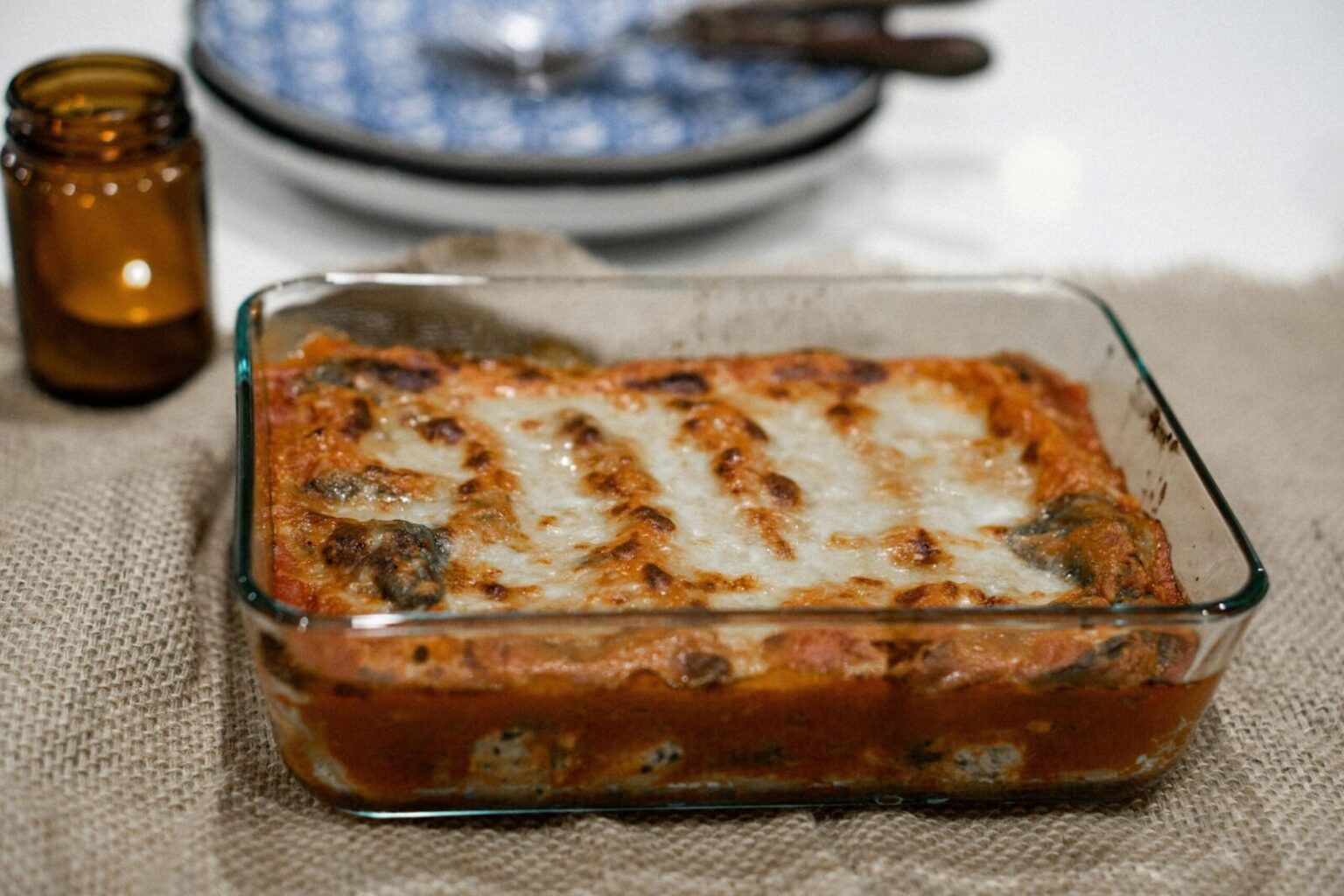 14 Retro Meals That Defined Family Dinners in the 1980s | The WiC ...