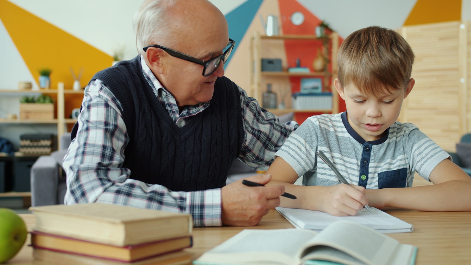 12 Things Grandpa Always Brings Up That Today’s Kids Can’t Relate To ...