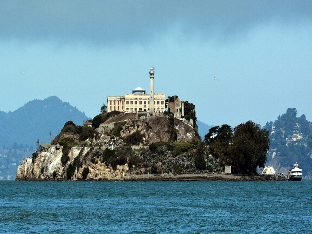 6 Expensive American Tourist Attractions Worth Knowing About | The WiC ...