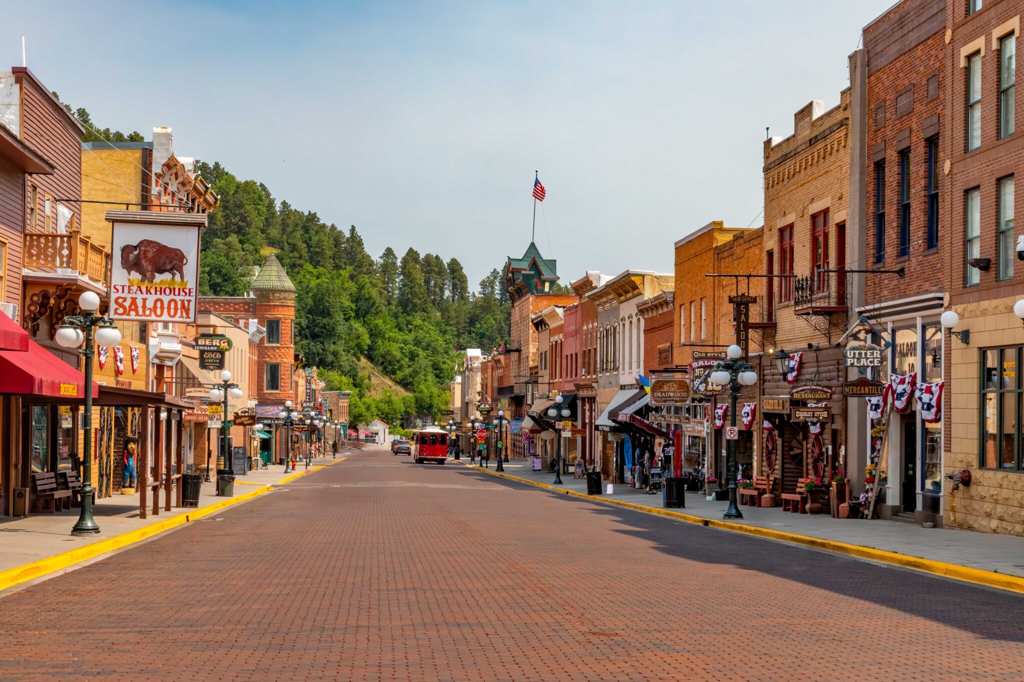8 Historic Landmarks to Visit in South Dakota | The WiC Project Blog
