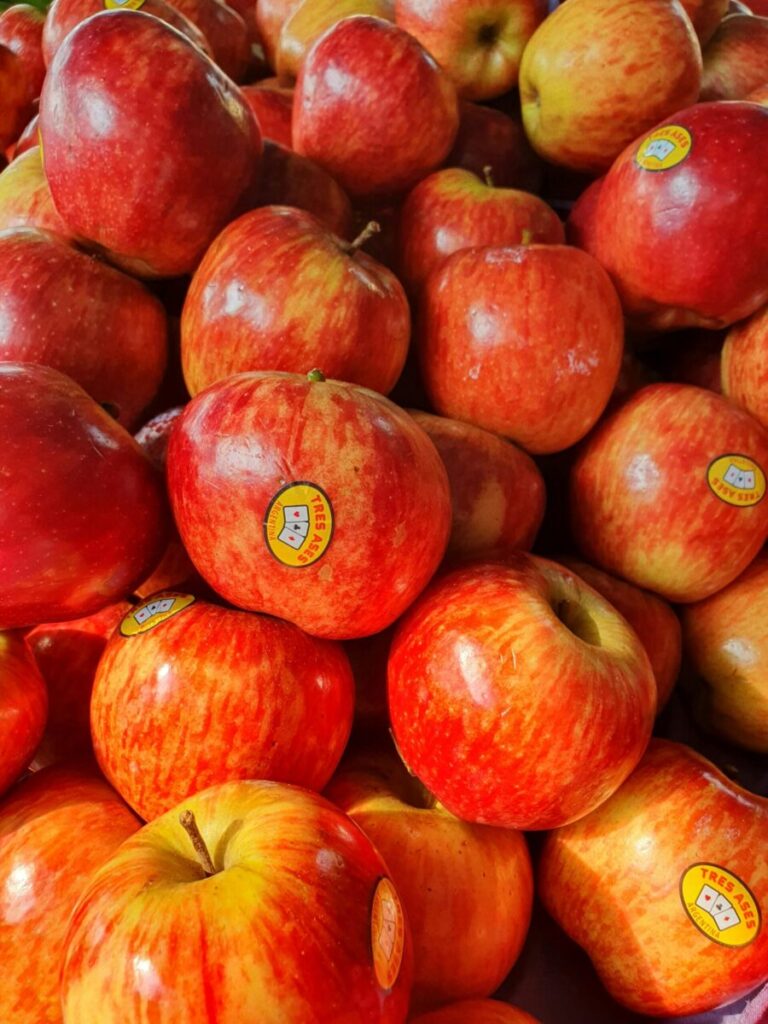 Why You Shouldn’t Peel Off Fruit Stickers Until Right Before Eating | The WiC Project Blog