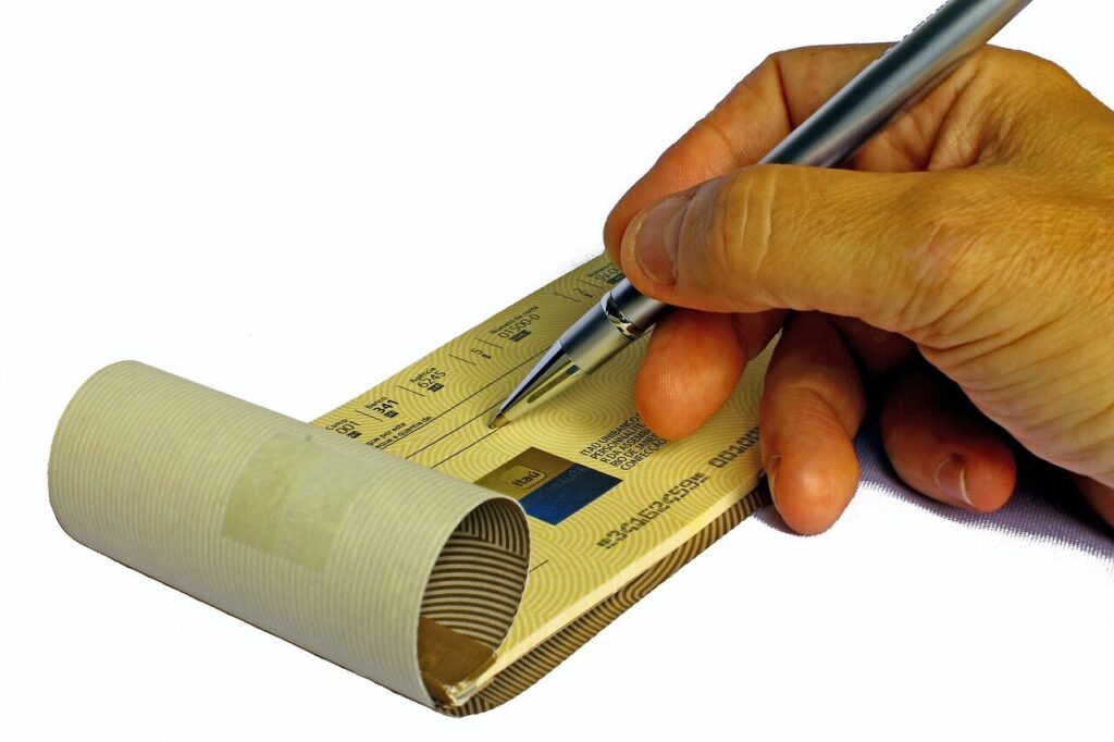11 Old-School Principles People Who Still Use Checkbooks Believe In ...