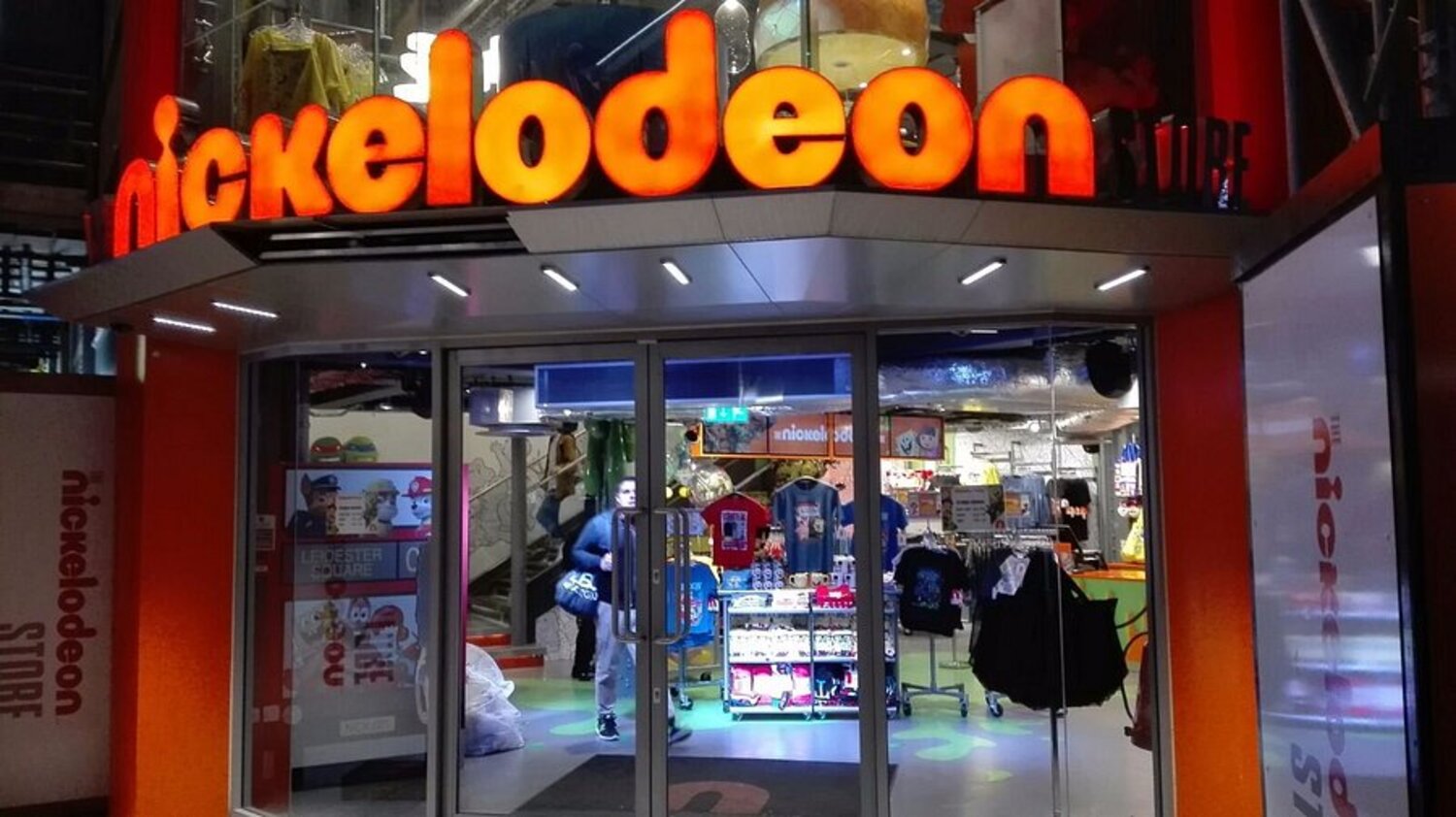 20 Stores Every Kid Loved in the Early 2000s | The WiC Project Blog