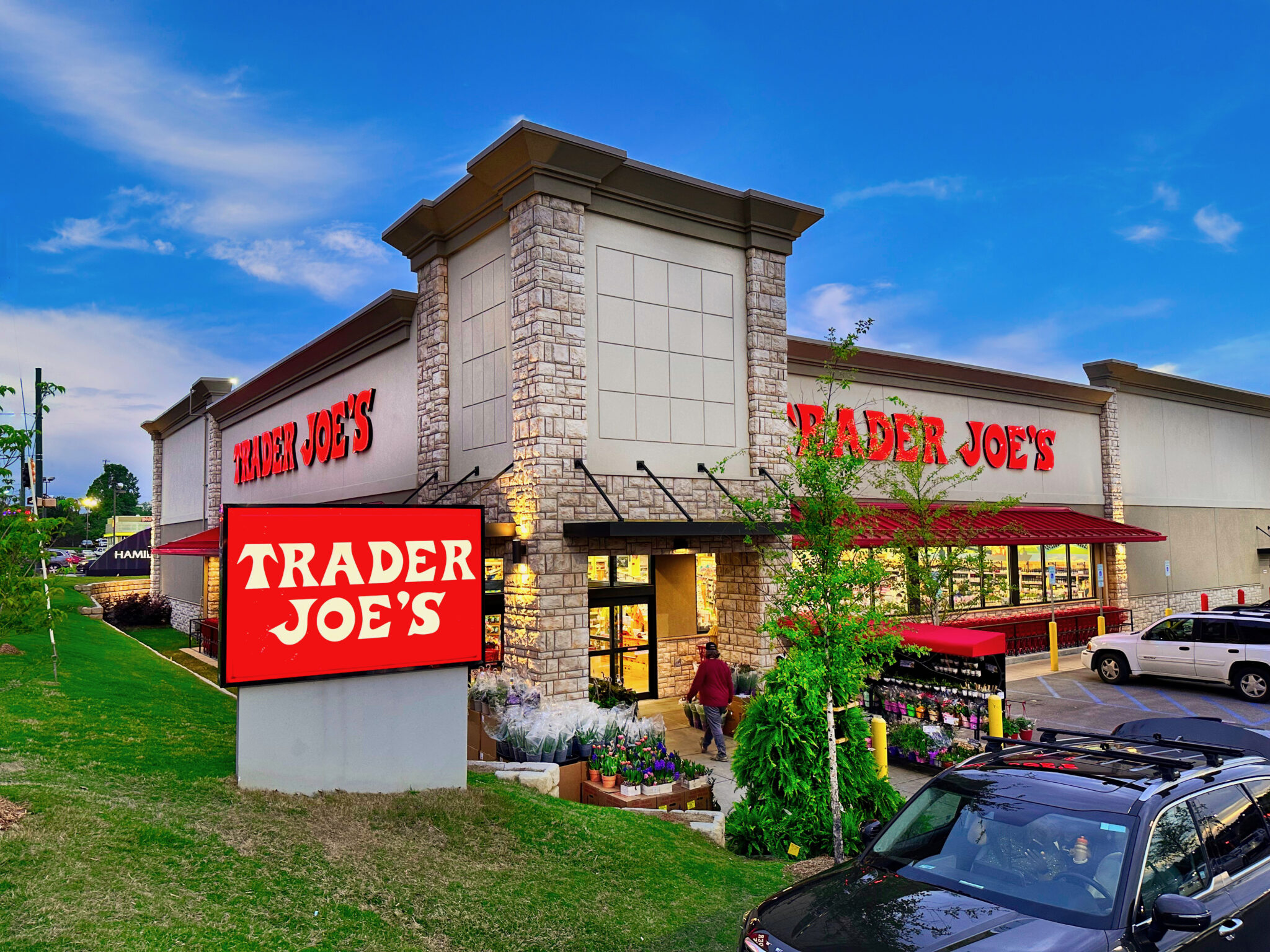 11 Small Grocery Brands Americans Are Choosing Over Big Chains | The ...