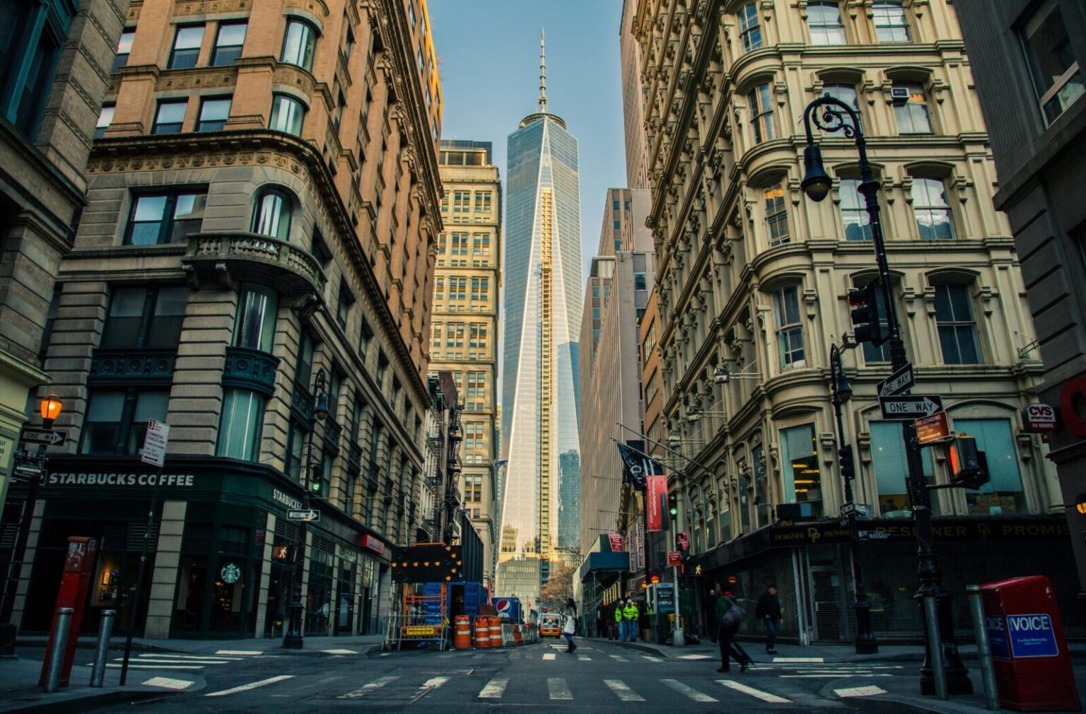 12 Common Tourist Traps Travelers Fall For in Busy Destinations | The ...