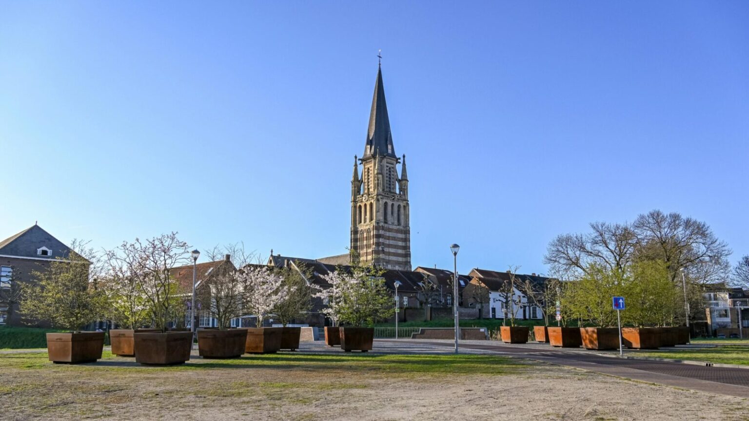 9 Signs Your Local Church Is More Interested in Politics Than Your Soul ...